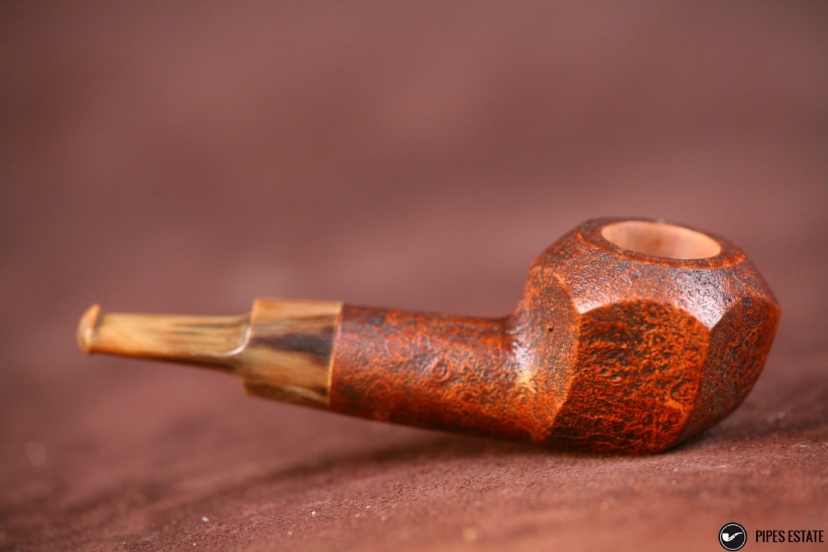 pipes-estate.com : pipe Nuttens nose warmer panneled with horn stem